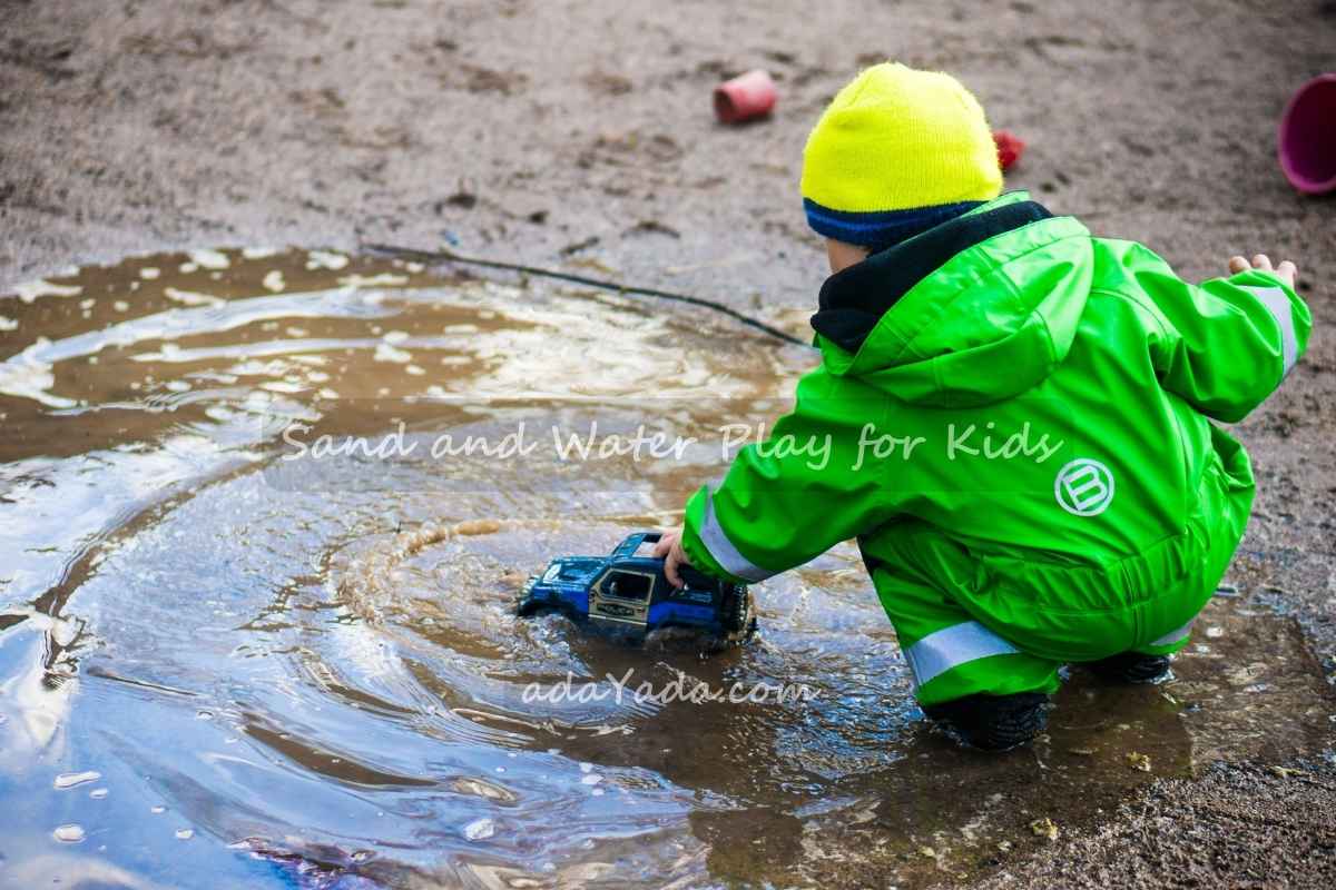 Benefits of Sand and Water Play for Kids